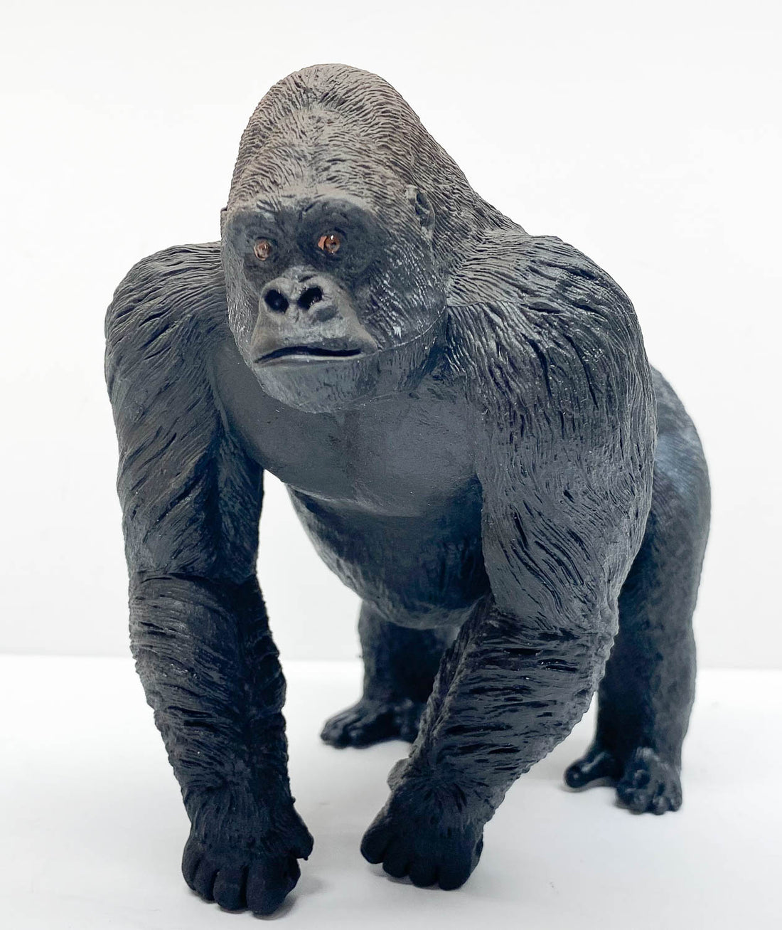 Safari Silverback Gorilla - Large – Triple Mountain Model Horses